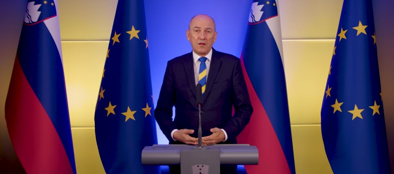 Srpski mediji napali Janšu zbog Thompsona: "Janša od Srba brani Hrvata bliskog ustašama. Janša ...